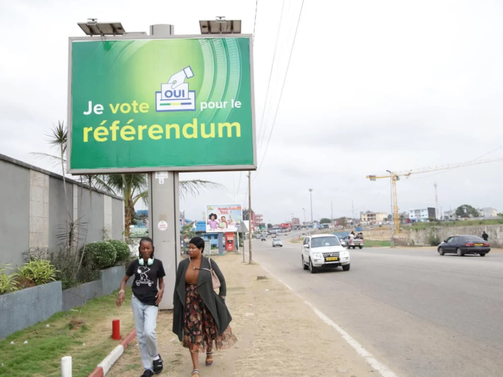 Référendum constitutionnel au Gabon: 860 000 électeurs aux urnes pour ...